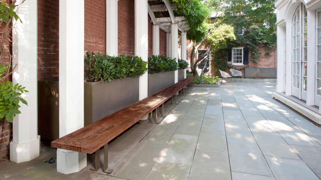 Three Courtyards - Gregg Bleam Landscape Architect